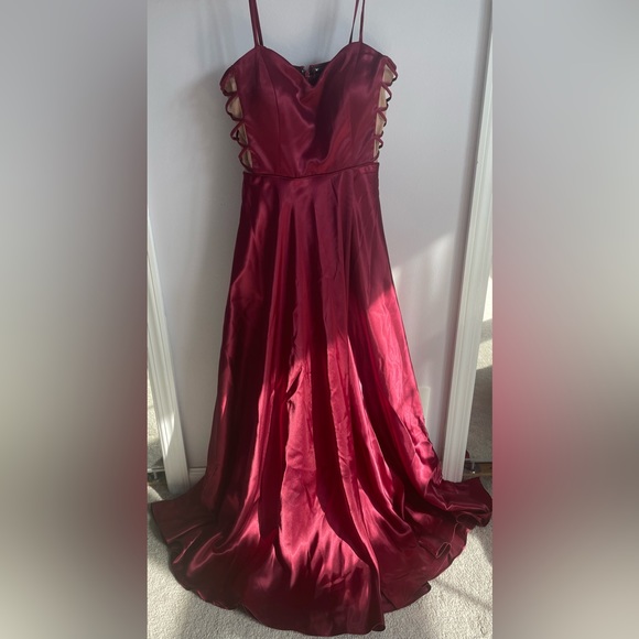 Blondie Nites | Dresses | Blondie Bites By Stacy Skylar Red Prom Dress ...